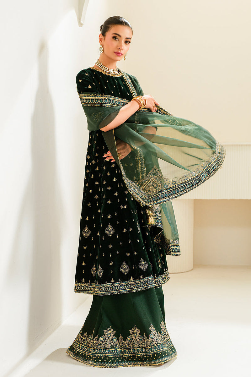 Baroque Embroidered Velvet Collection | LEBAASONLINE – LebaasOnline